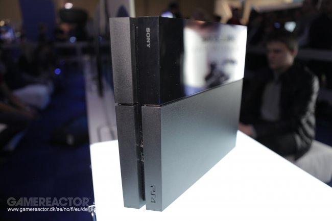 PlayStation 4 vista de todos os ângulos - - Gamereactor