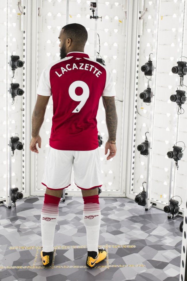 Arsenal recebe o "tratamento PES 2018" - Pro Evolution Soccer 2018 ...