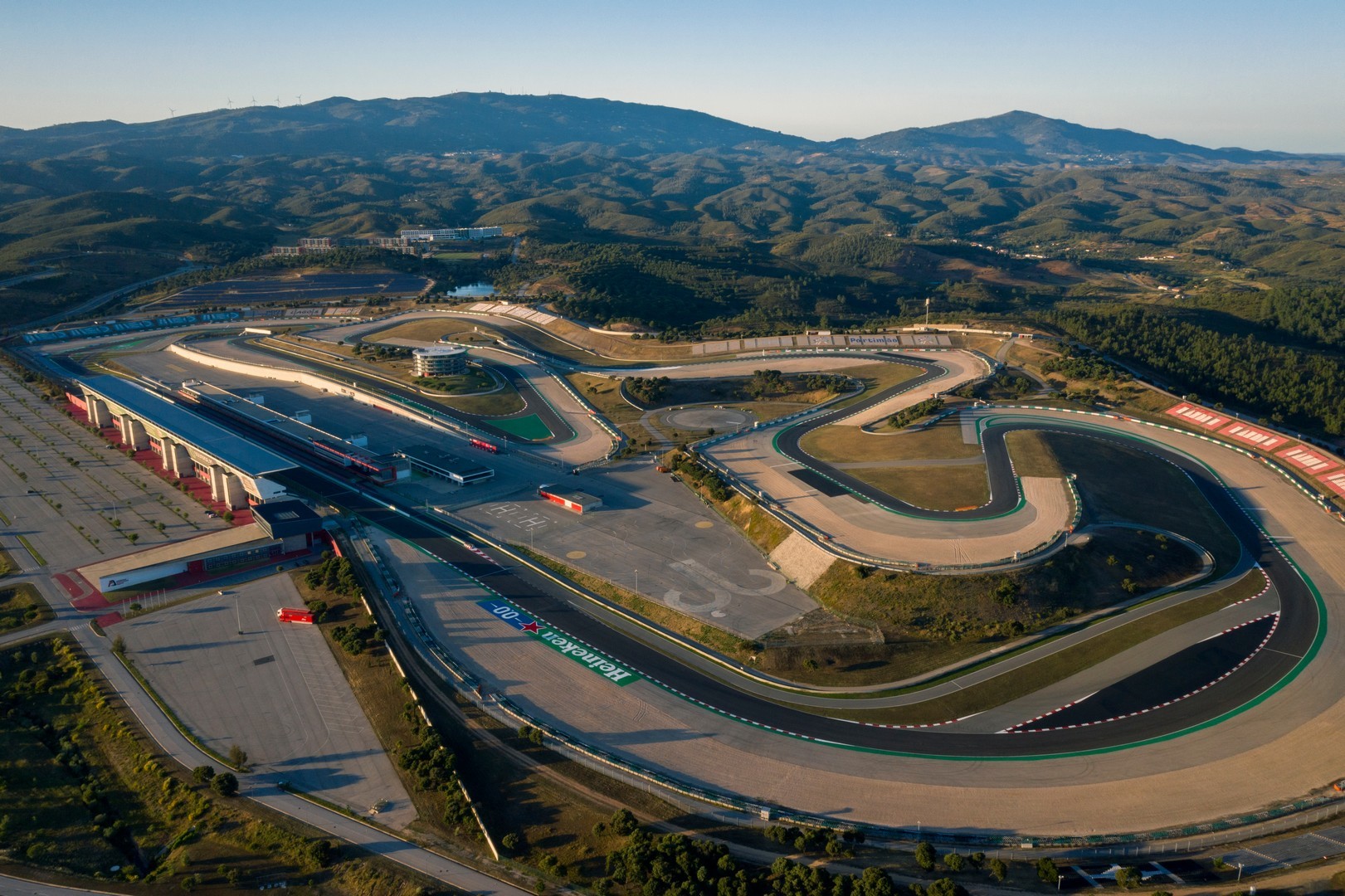 GP de Portugal: Hora da corrida de MotoGP "montanha-russa" e o que está ...