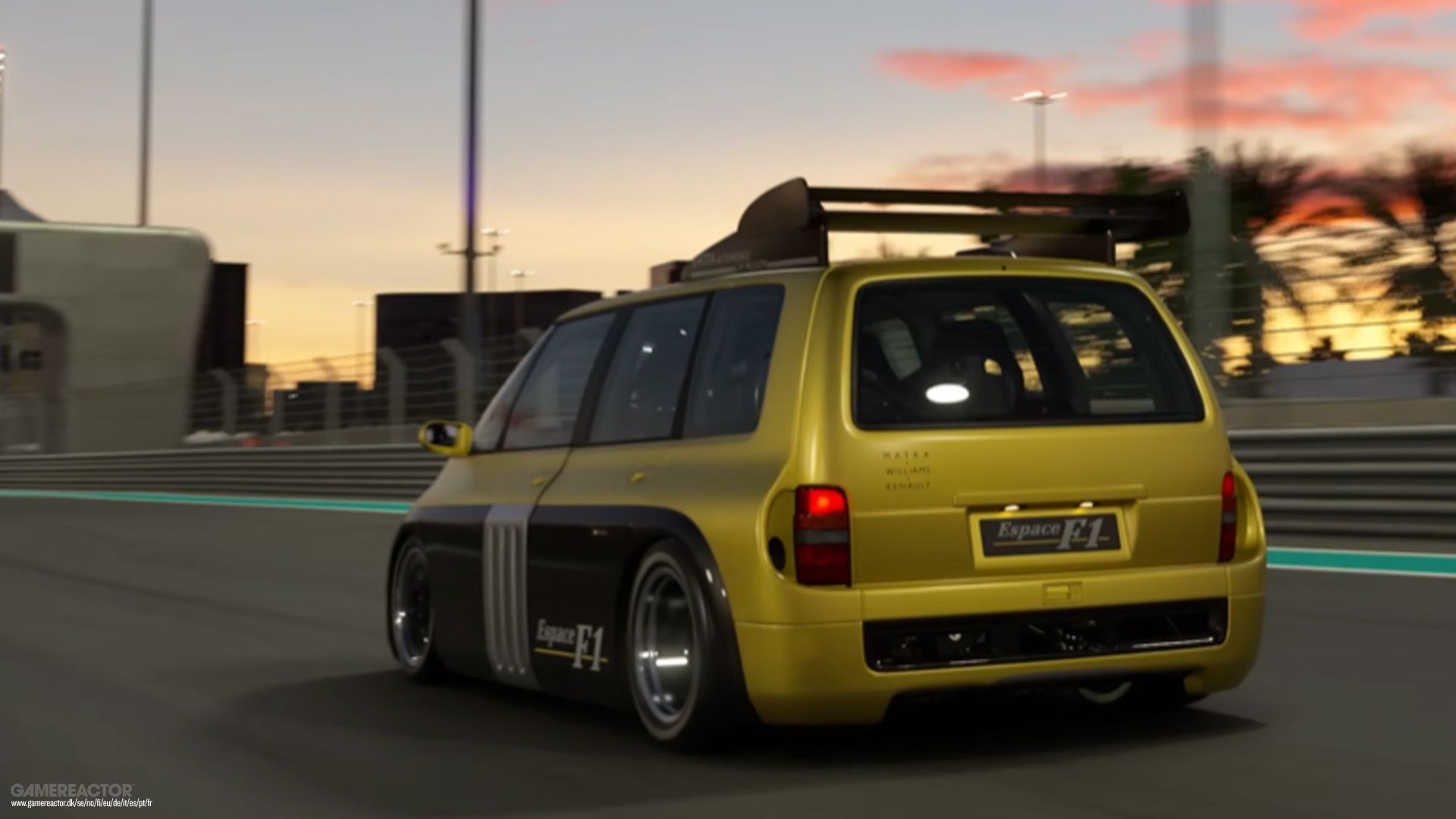 O totalmente maluco Renault Espace F1 chegará ao GT7 - Gran Turismo 7 ...