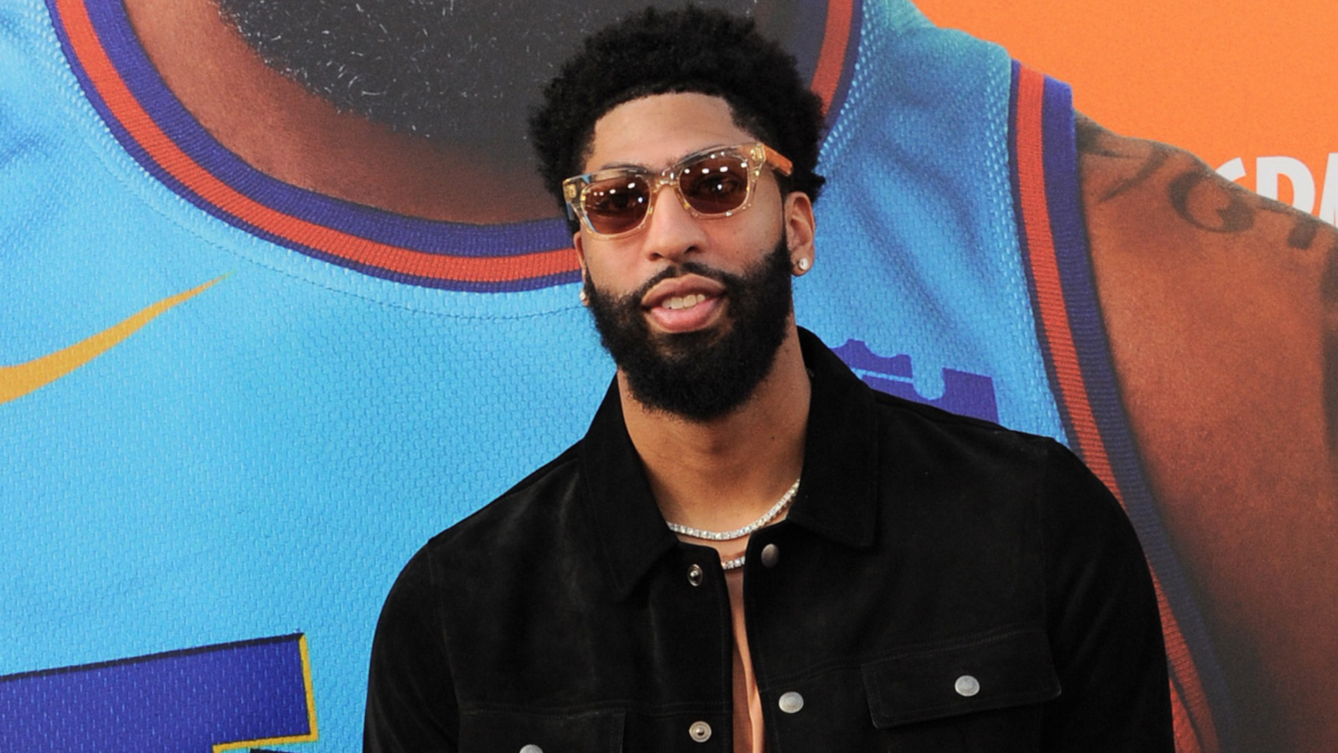 Anthony Davis terá que usar óculos de proteção especiais pelo resto de ...